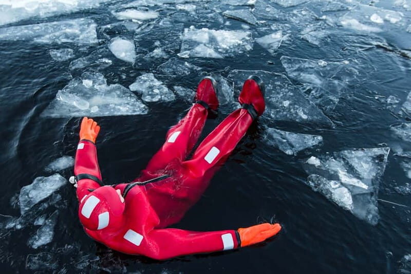 Rovaniemi: Arctic Ice Floating Experience - Who Should Consider This Tour?