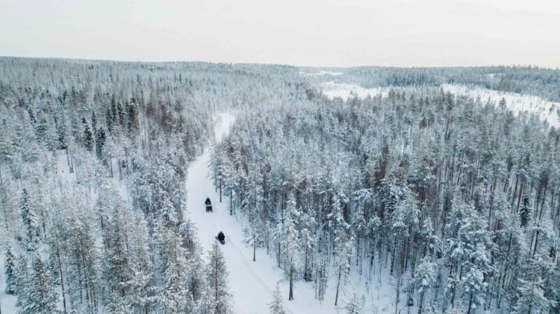 Rovaniemi: Ice Fishing & Snowmobile Safari Combo Day - Snowmobiling and Ice Fishing: A Perfect Duo