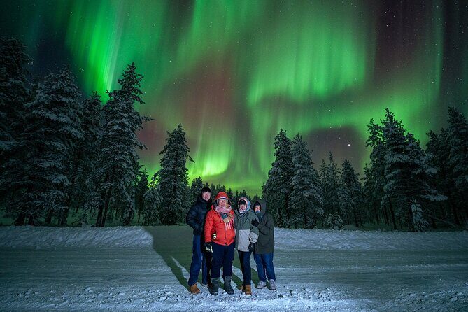 Rovaniemi Northern Lights Hunt With A Professional Photographer - Key Points