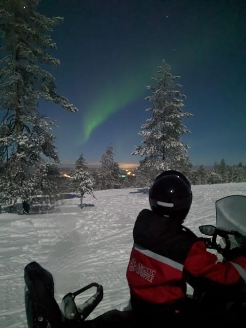 Rovaniemi: Northern Lights Snowmobile Safari with Campfire - An Authentic Arctic Adventure in Rovaniemi
