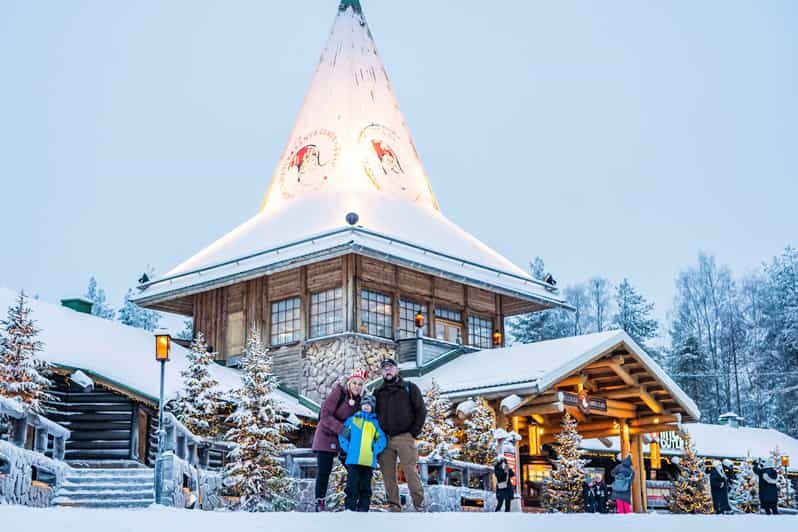 Rovaniemi: Private Pro Photoshoot in Santa Claus Village - Introduction