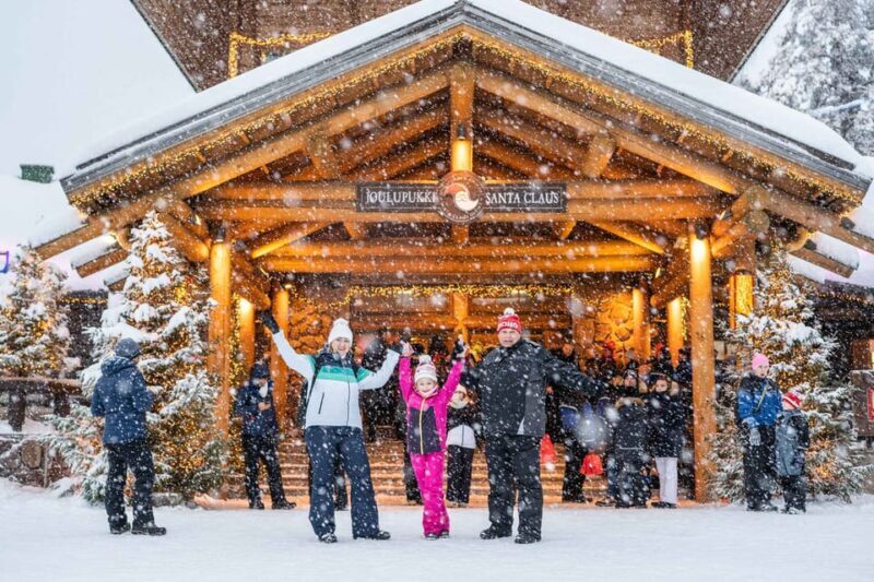 Rovaniemi: Private Pro Photoshoot in Santa Claus Village - The Experience in Context