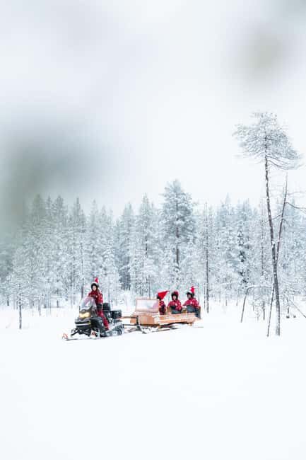 Rovaniemi: Snowmobile Safari with Santa's Elves - An In-Depth Look at the Snowmobile Safari Experience