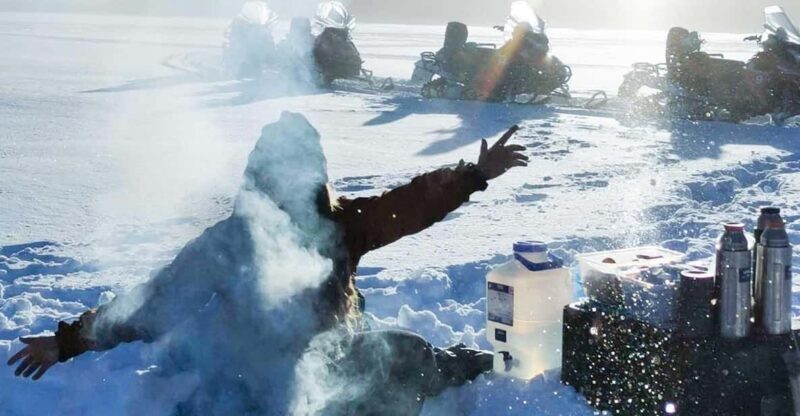 Rovaniemi: Snowmobiling and Ice Fishing - What to Expect on the Tour