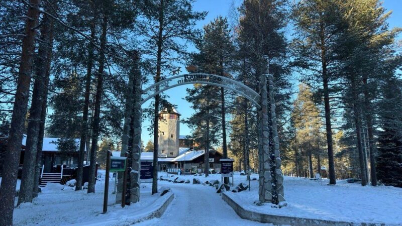 Rovaniemi: trip to the Ranua Zoo (transportation, tickets) - Exploring the Ranua Zoo Experience