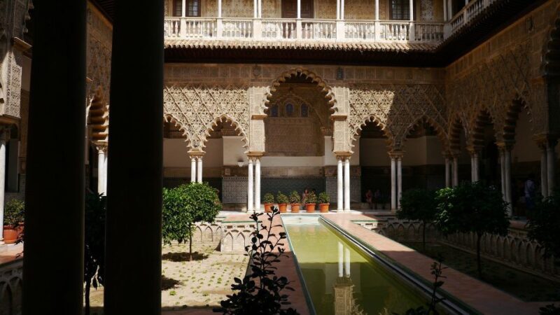 Royal Alcázar of Seville Skip-the-Line Guided Tour - Key Points