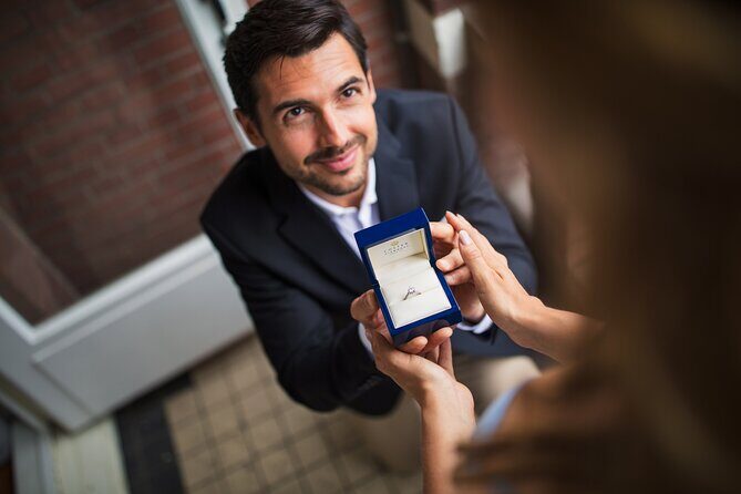 Royal Engagement Experience at Royal Coster Diamonds in Amsterdam - The Setting and Atmosphere