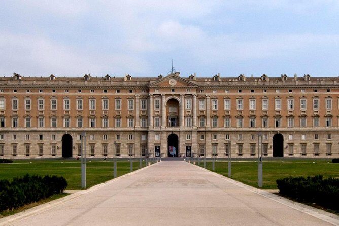 Royal Palace of Caserta tour and winery Cantina sul Vesuvio . - The Charm of the Cantina sul Vesuvio Winery