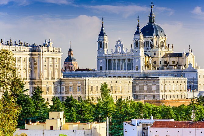 Royal Palace Skip-the-Line Ticket and Guided Tour in Madrid - The Guide: Knowledge, Variability, and Authenticity