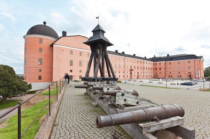 ROYAL Uppsala and VIKING Sigtuna PRIVATE Tour - A Closer Look at the ROYAL Uppsala and VIKING Sigtuna PRIVATE Tour