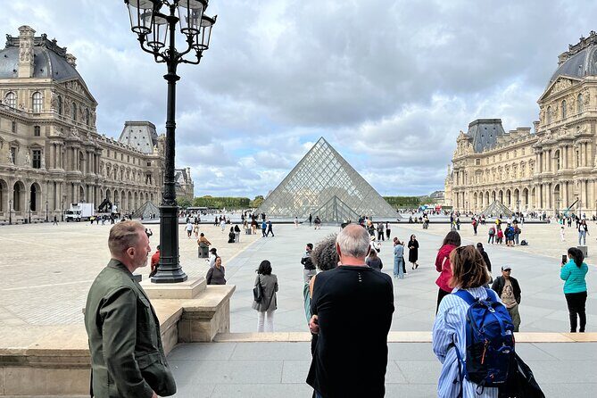 Rude Bastards Tour of Paris - The Experience from the Travelers’ Perspective