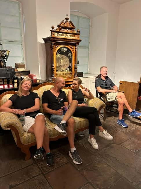 Rüdesheim: City tour with music, wine, and Rüdesheim coffee - Authentic Reviews and Insights