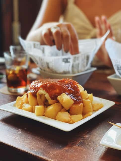 Ruzafa Food & Wine Tour: Tapas, Drinks & Local Secrets - The Sum Up