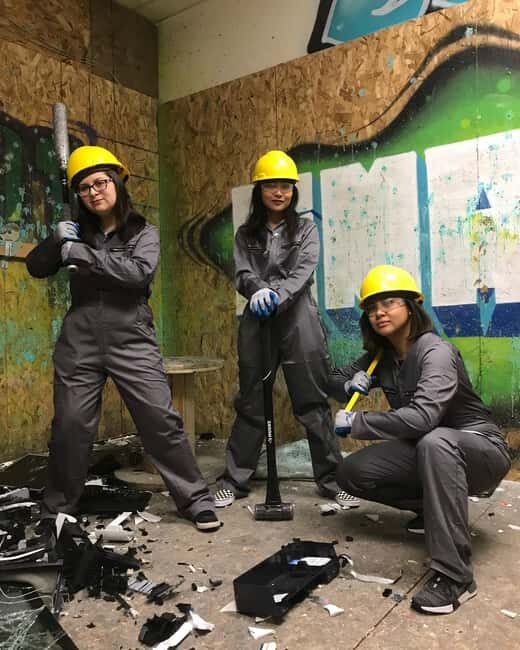 Sacramento Downtown: Rage Room Experience - Practical Tips for Visitors