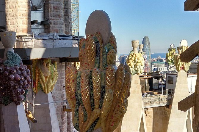 Sagrada Familia Guided Tour with Towers Access - Cost and Value