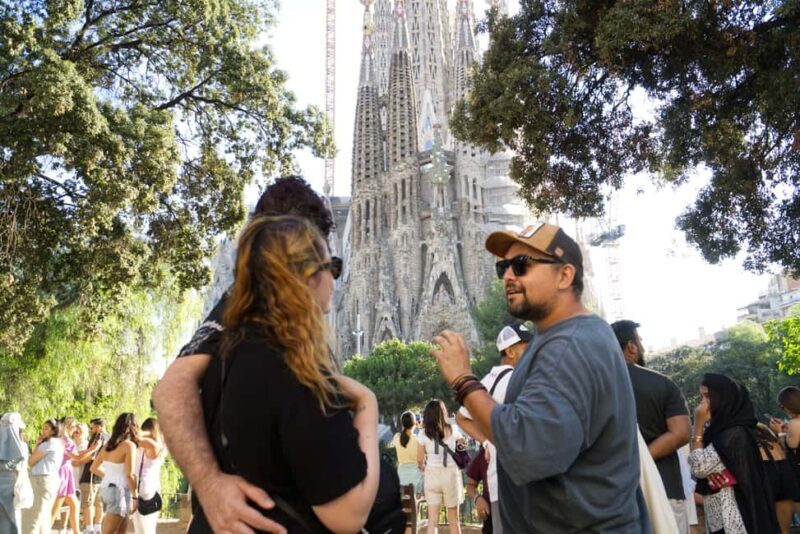 Sagrada Família & More: Barcelona Tour + Candy Tasting - The Sum Up: Who Should Book This Tour?