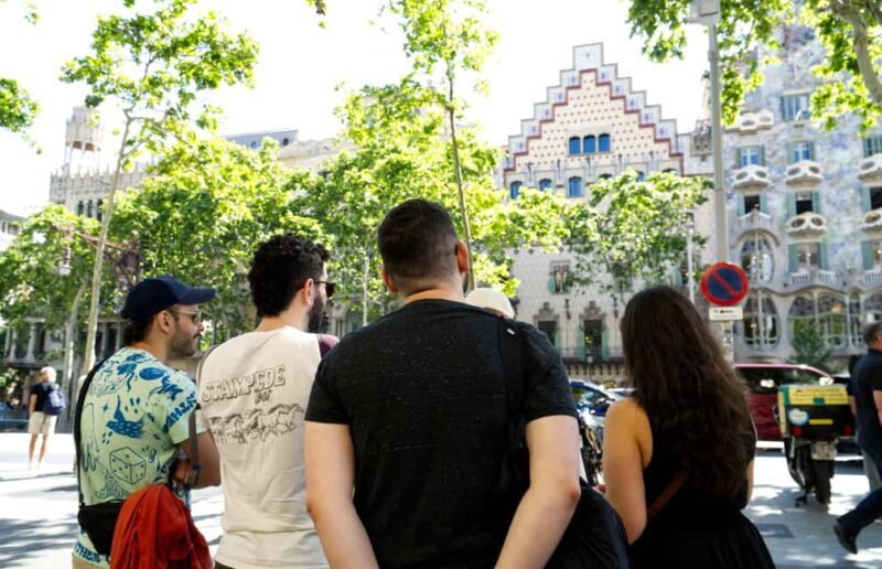 Sagrada Família & More: Barcelona Tour + Candy Tasting - Frequently Asked Questions