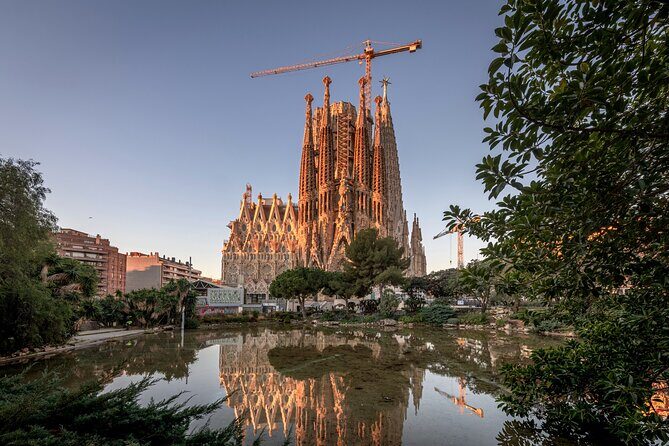 Sagrada Familia Private Tour with Priority Entrance - Practical Tips for Your Visit