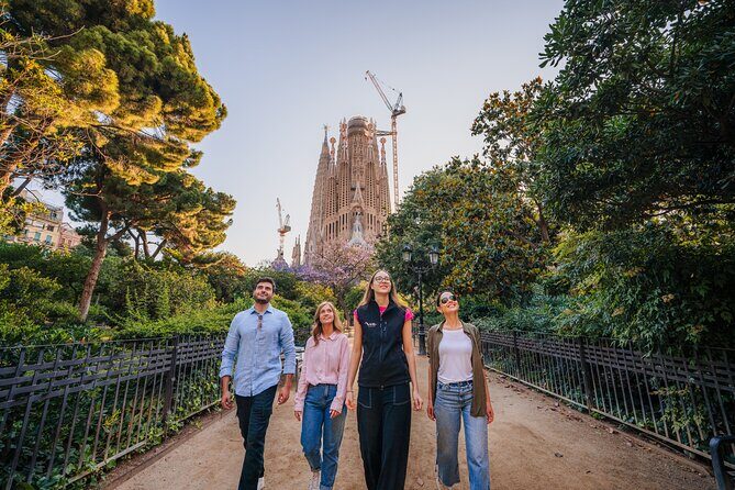 Sagrada Familia Skip the Line Ticket with Official Guide - Key Points