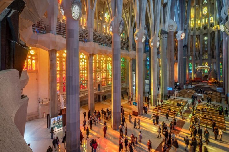 Sagrada Familia Tour with Express Entry and Local Guide - Practical Tips for Visitors