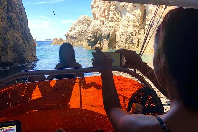 Sail, see, stop, photograph (4 hours) - Who Should Book This Tour?