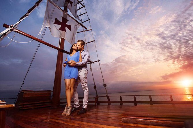 Sail Under Light of the Moon & Enjoy a Romantic Dinner in Spanish Galleon - The Sum Up