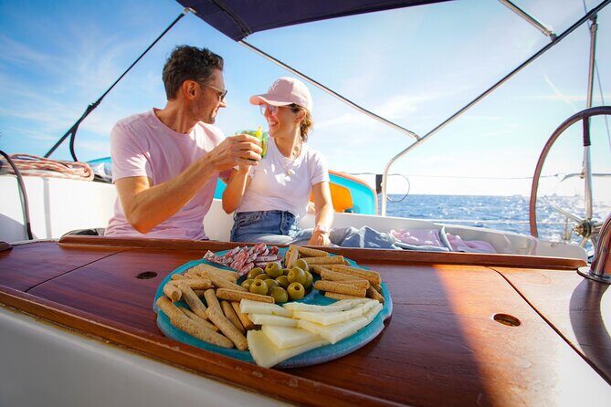 Sailing and Wine Tasting Experience Small Group in Barcelona - Who Is This Tour Best For?