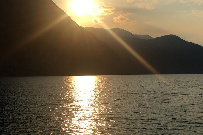Sailing at Sunset on Lake Como: How to escape from daily routine - What Reviewers Say