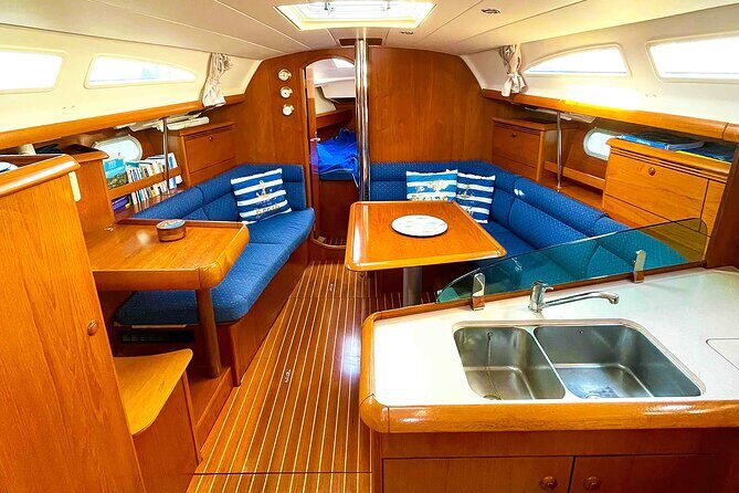 Sailing boat excursion in Salento - Insights from Reviews: Authenticity and Experience