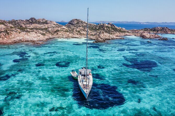 Sailing boat tour in the La Maddalena archipelago - Key Points