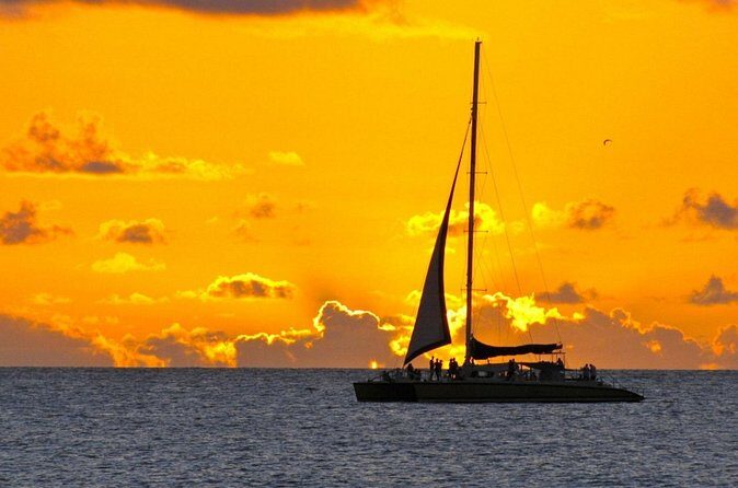 Sailing catamaran at Sunset of 2 hours Duration - The Sum Up