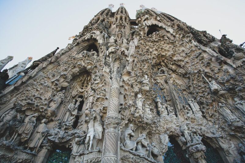 Sailing Experience, Sagrada Familia & Park Guell - What’s Included and What to Consider