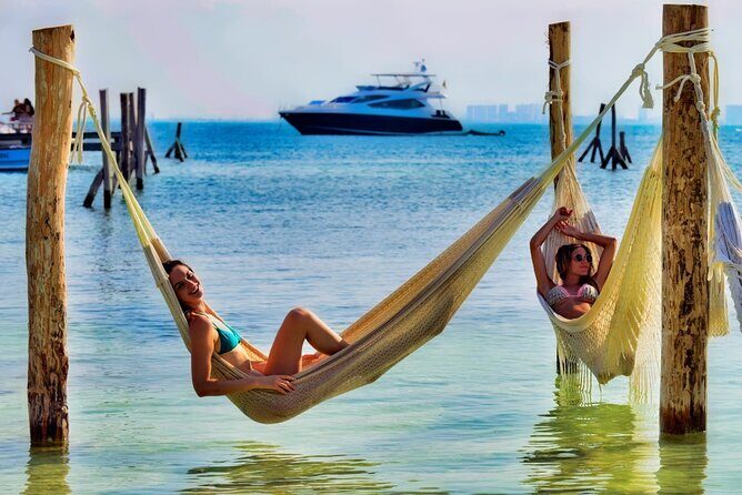 Sailing Experience to Isla Mujeres with lunch and Premium Open Bar - The Itinerary in Detail: What to Expect