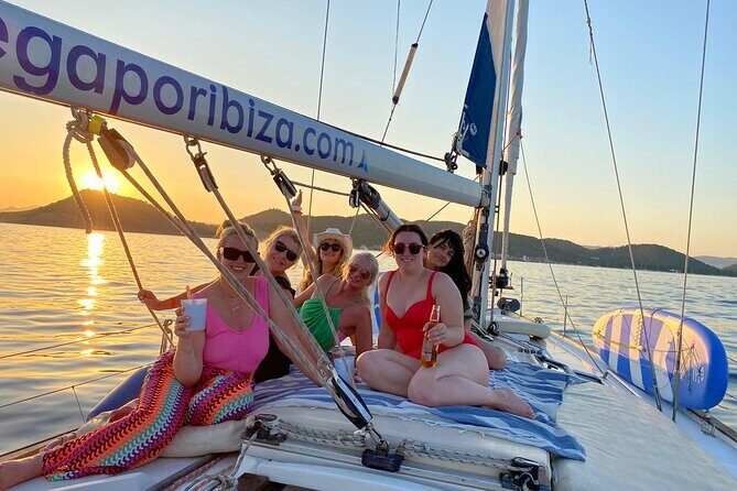 Sailing in Formentera, virgin and natural beaches - Key Points