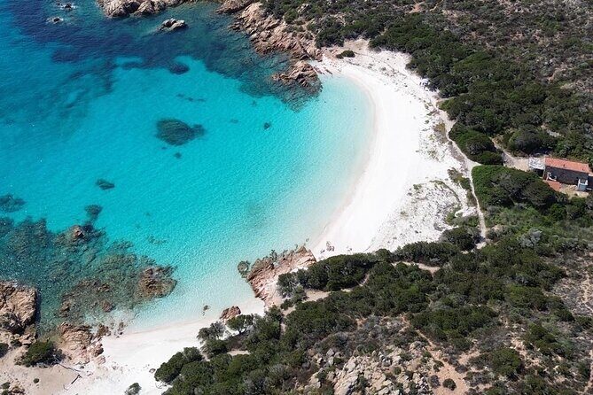 Sailing La Maddalena Archipelago with a USCG licensed captain. - Practical Details
