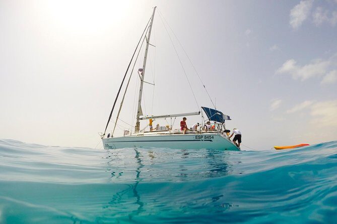 Sailing tour around the Lobos Island Natural Park / 4h - Why You’ll Love This Sailing Tour