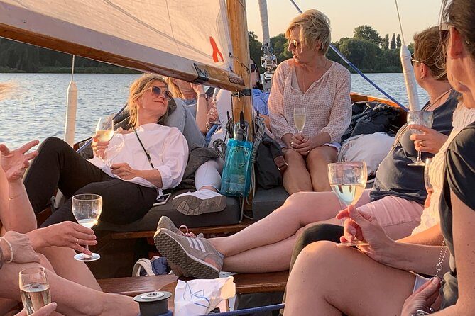 Sailing trip on the Hamburg Outer Alster - Who Would Love This Tour?