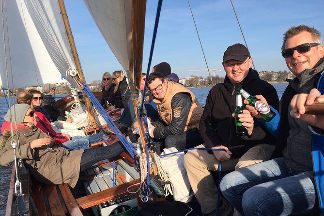 Sailing trip on the Hamburg Outer Alster - FAQs