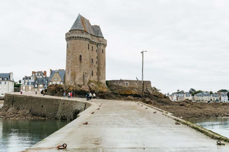 Saint-Malo: Guided Boat Tour with Local Captain - Key Points