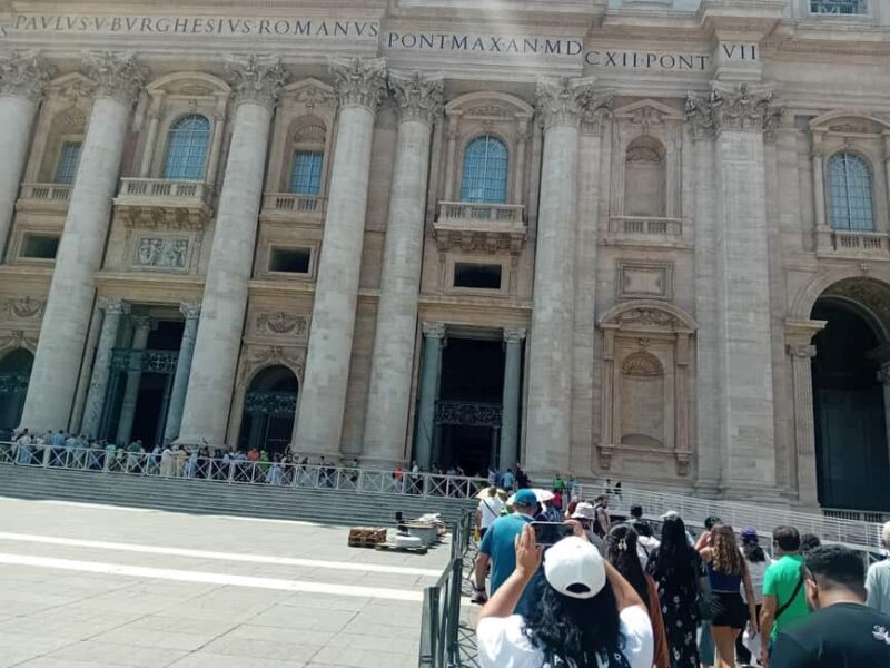 Saint Peters Basilica with Option Selected - Who Should Book This Tour?