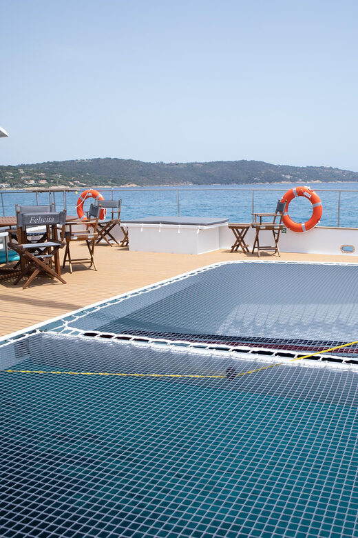 Saint-Raphaël: Day Cruise with Meal to the Lérins Islands - Key Points  