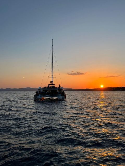 Saint-Raphaël : Sunset Cruise Cape Dramont & Golden Island - The Itinerary in Detail