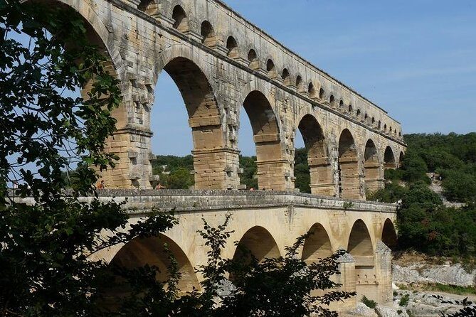 Saint Remy, Les Baux and Pont du Gard Small Group Half-Day Trip - The Tour Breakdown: What to Expect