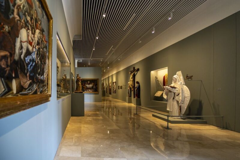 Salamanca: Cathedral of Salamanca Ticket with Audio Guide - Why This Tour Stands Out