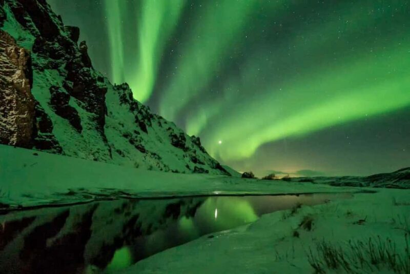Sälen: Northern Lights Snowshoe Adventure with Pickup - Key Points