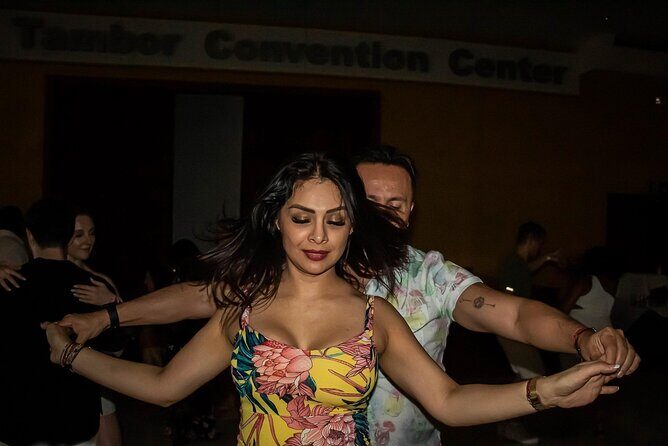 Salsa and Bachata Class and Night Out in Mexico City - A Closer Look at the Experience