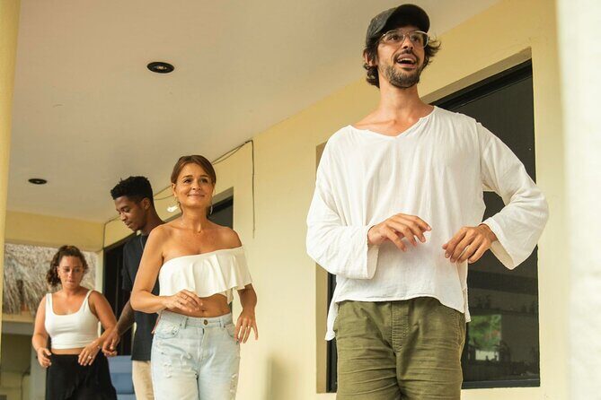 Salsa dancing, Guacamole & Margarita in Bacalar - The Location and Atmosphere