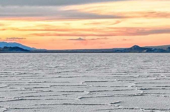 Salt Lake City to Sky Mirror-Bonneville Salt Flats Half Day Tour - Who Should Consider This Tour?