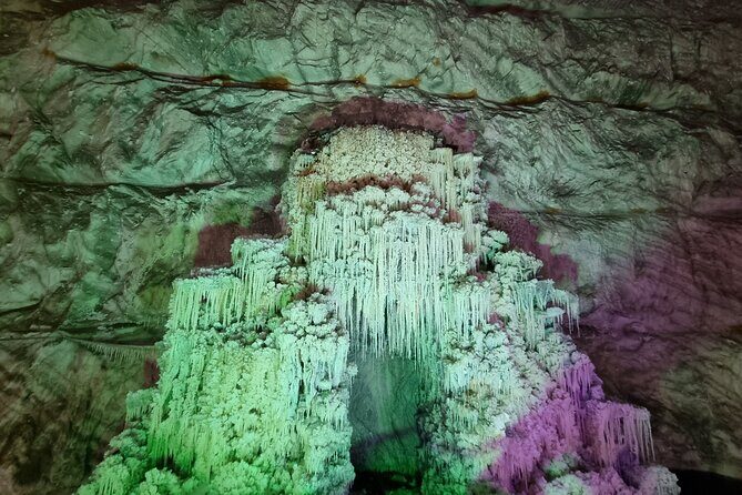 Salt Mine , Lunch at Winery & Dracula Grave - Private Tour - FAQ