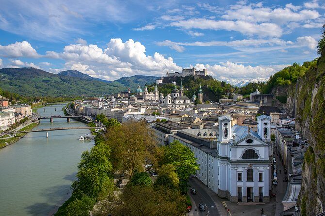 Salzburg and Lake District Day Tour from Munich - FAQs
